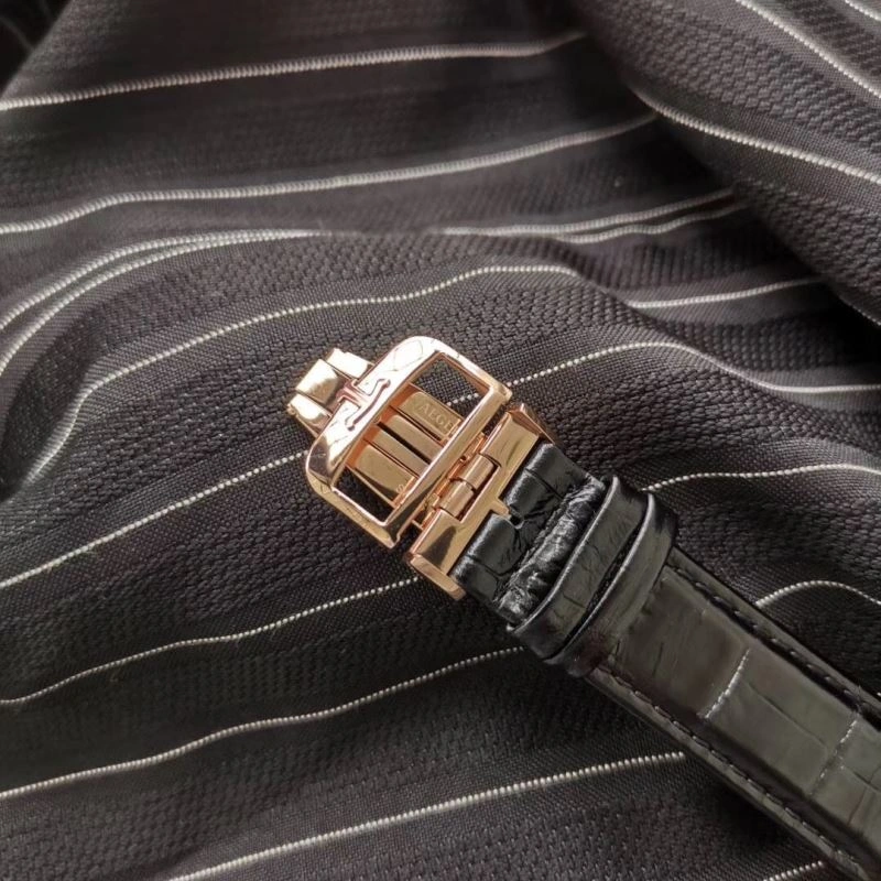 Accurate model JAEGER-LECOULTRE Watches