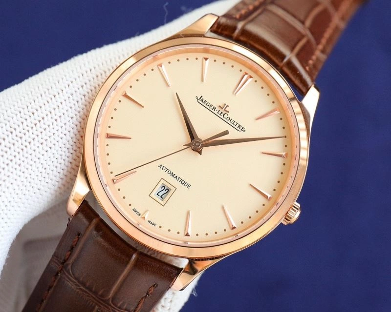 Indistinguishable JAEGER-LECOULTRE Watches