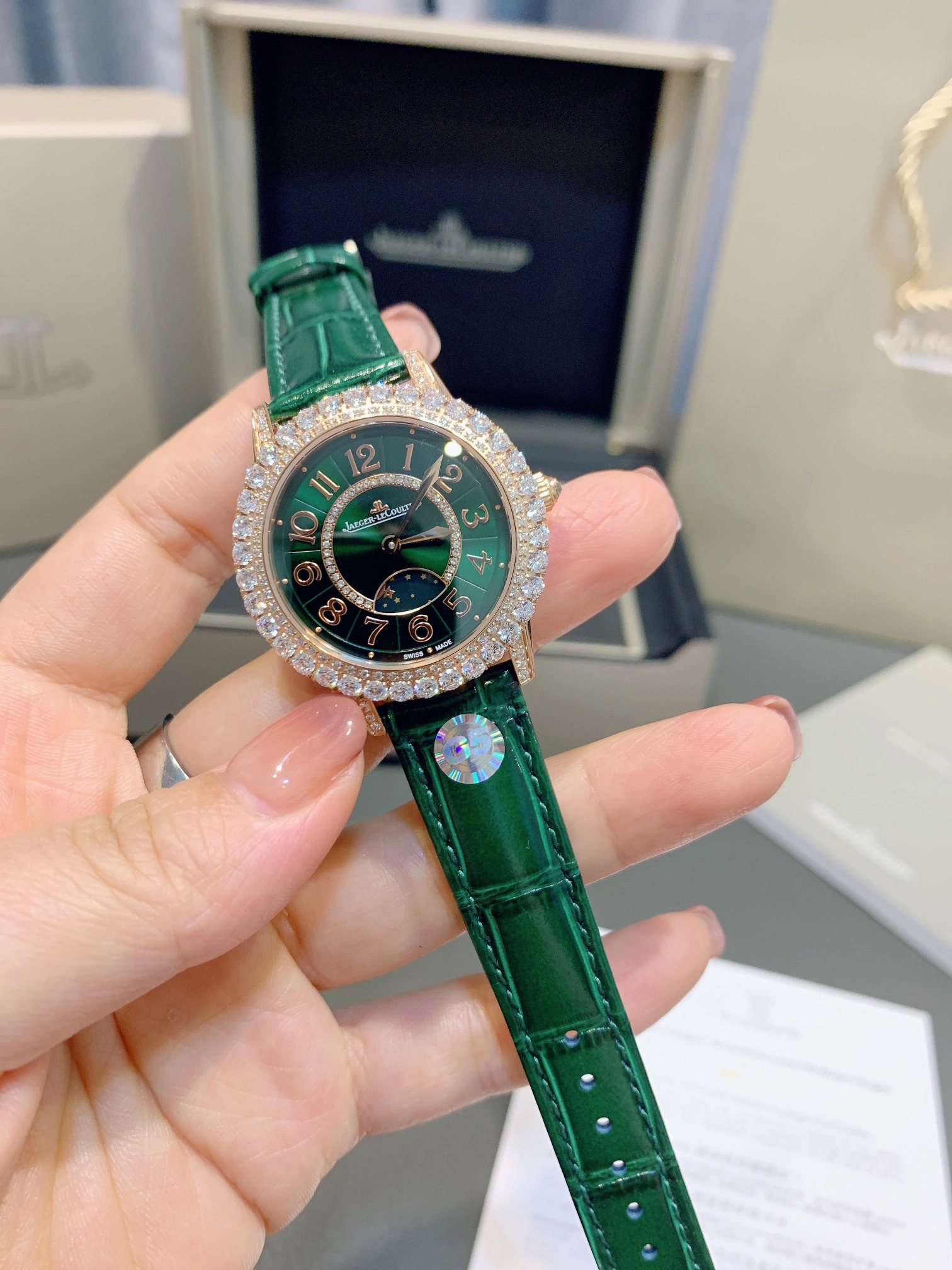 JAEGER-LECOULTRE Watches