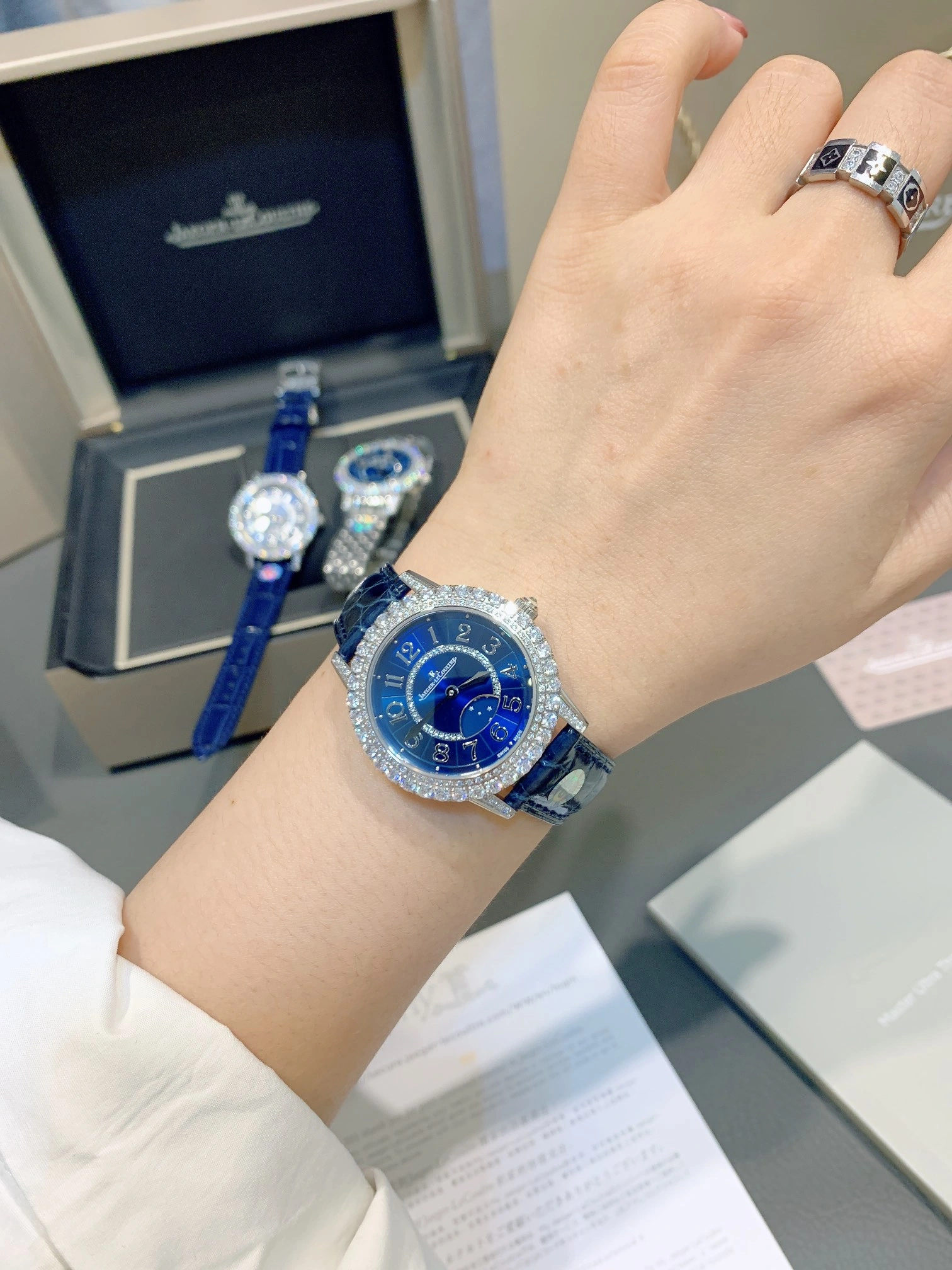 Factory-made JAEGER-LECOULTRE Watches