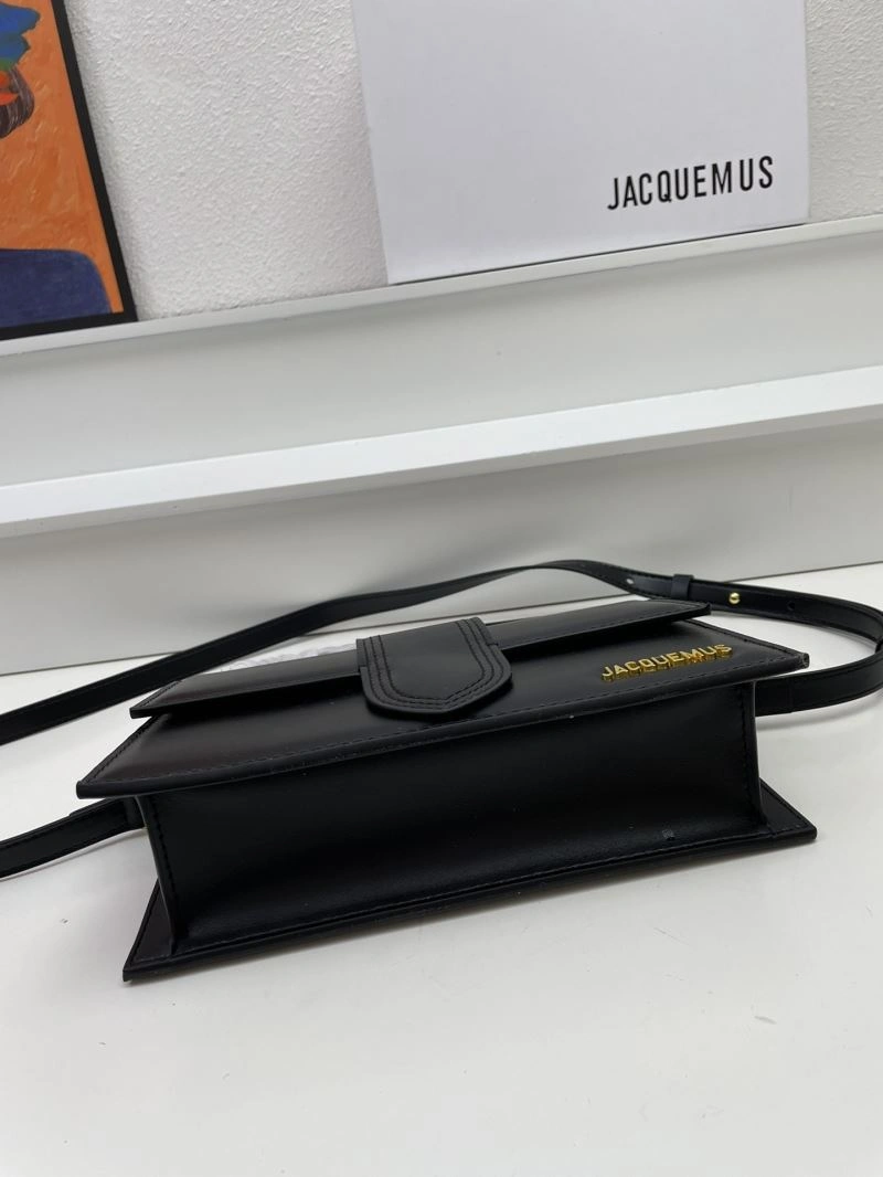 Accurate model Jacquemus Satchel Bags