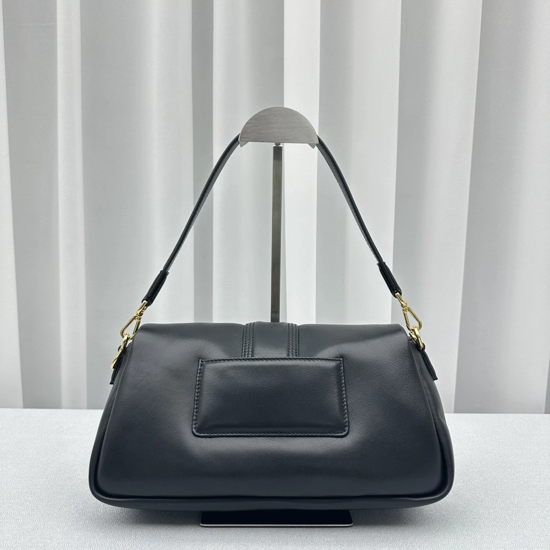 Factory-made Jacquemus Satchel Bags