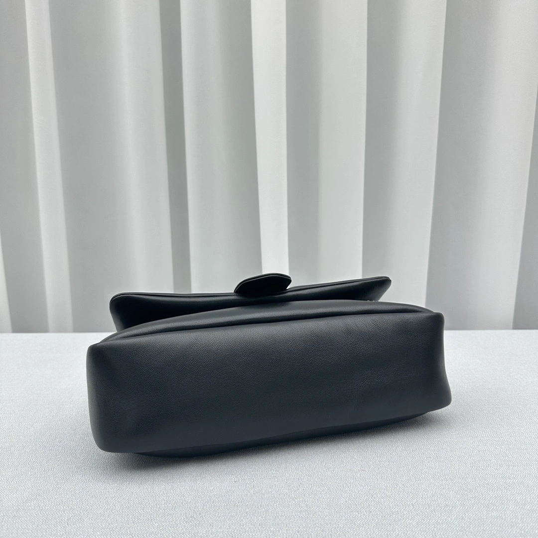 Factory-made Jacquemus Satchel Bags