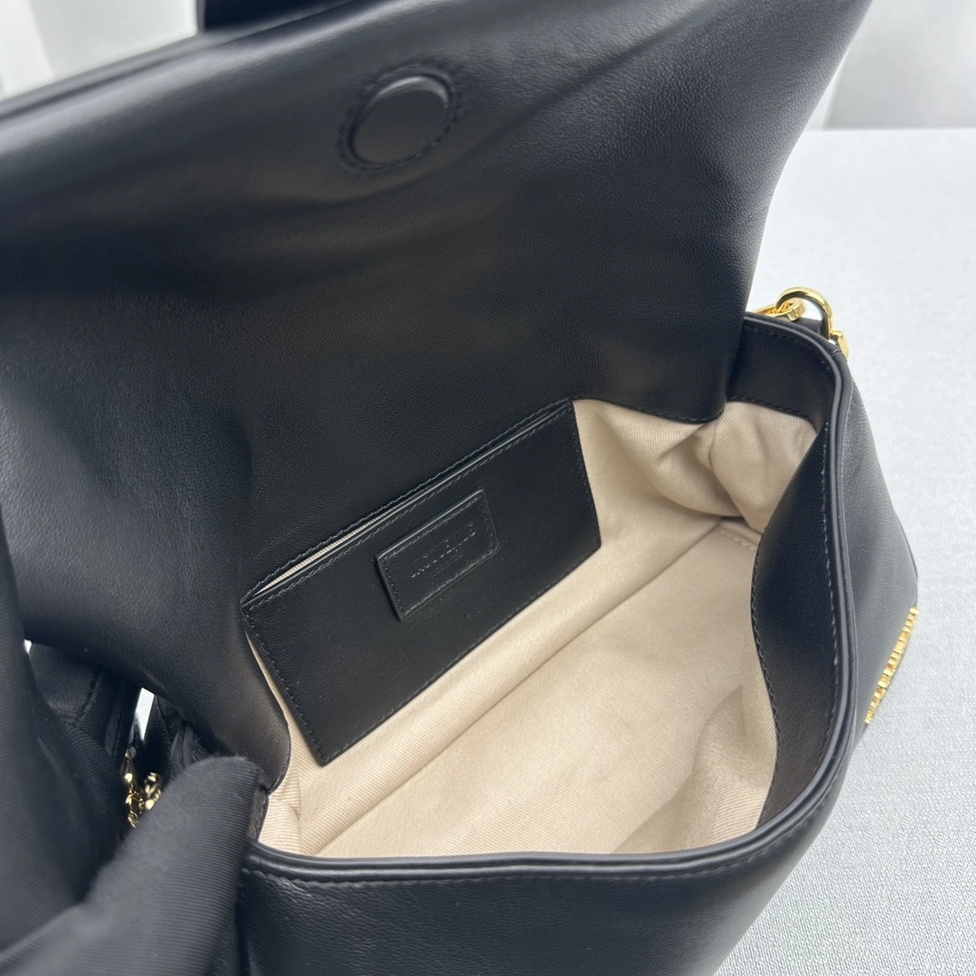 Factory-made Jacquemus Satchel Bags