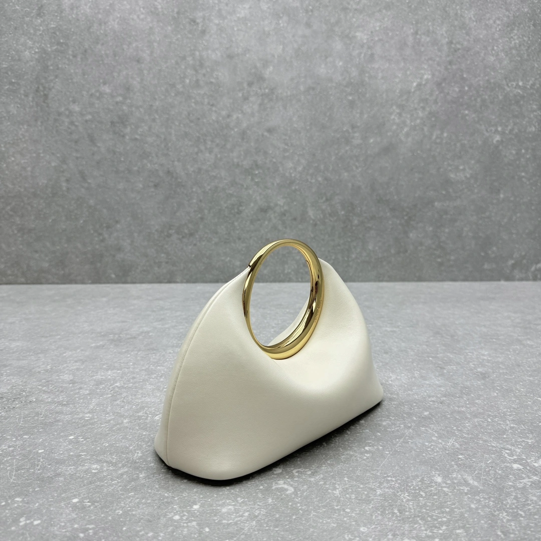 Inexpensive Jacquemus Satchel Bags