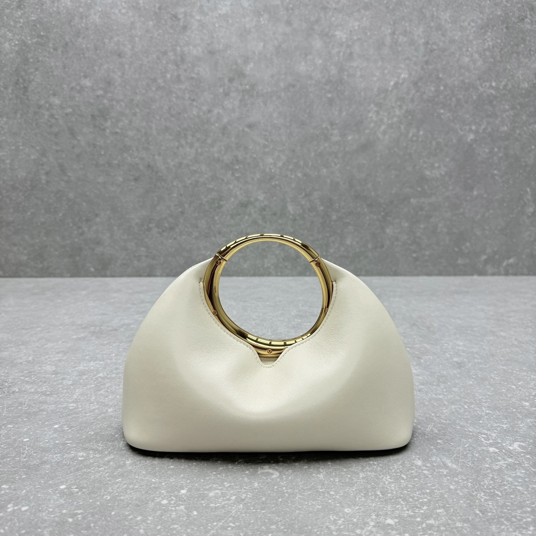 Inexpensive Jacquemus Satchel Bags