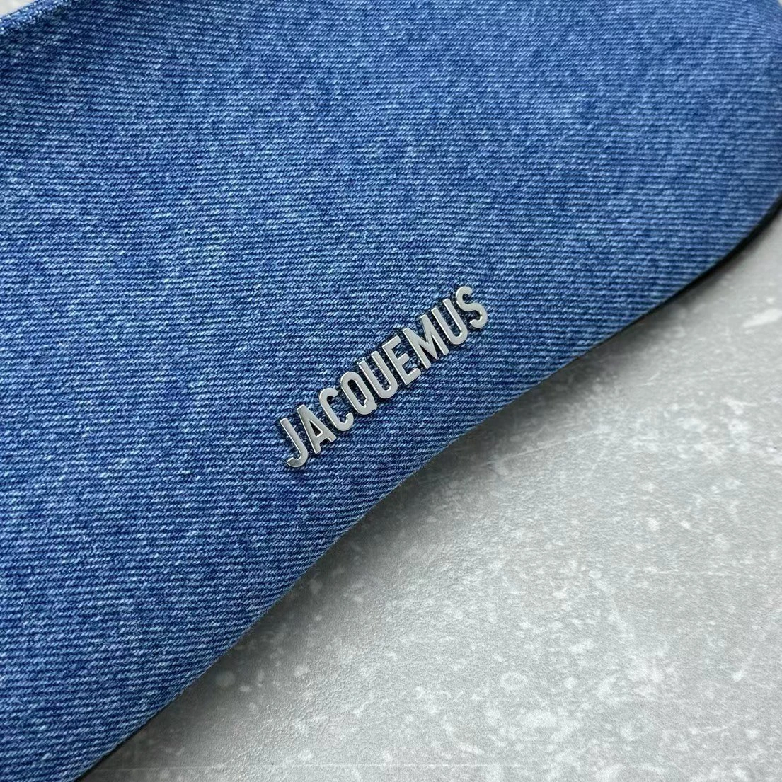 Official Jacquemus Satchel Bags