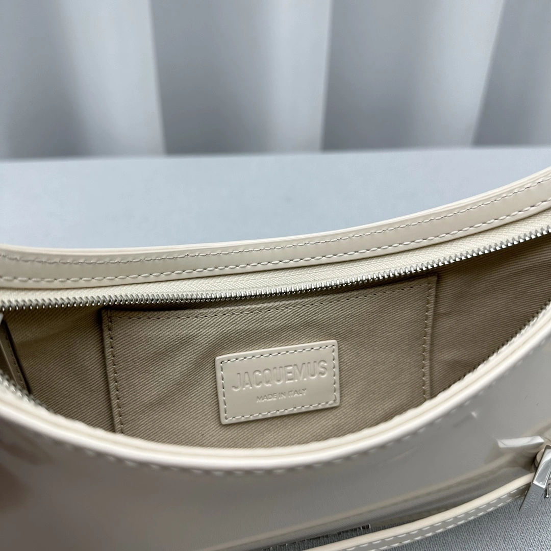 Real Jacquemus Satchel Bags