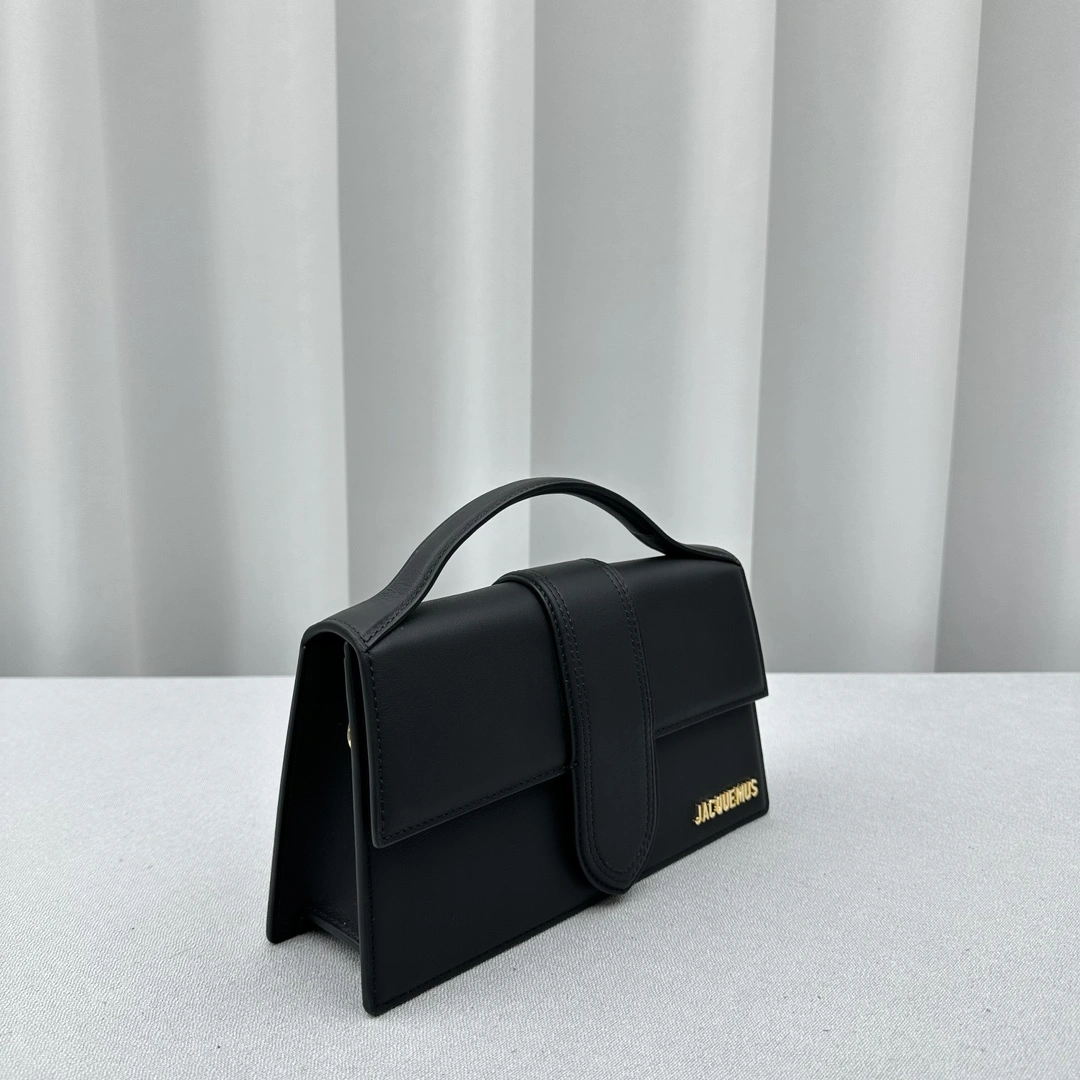 Original Jacquemus Satchel Bags