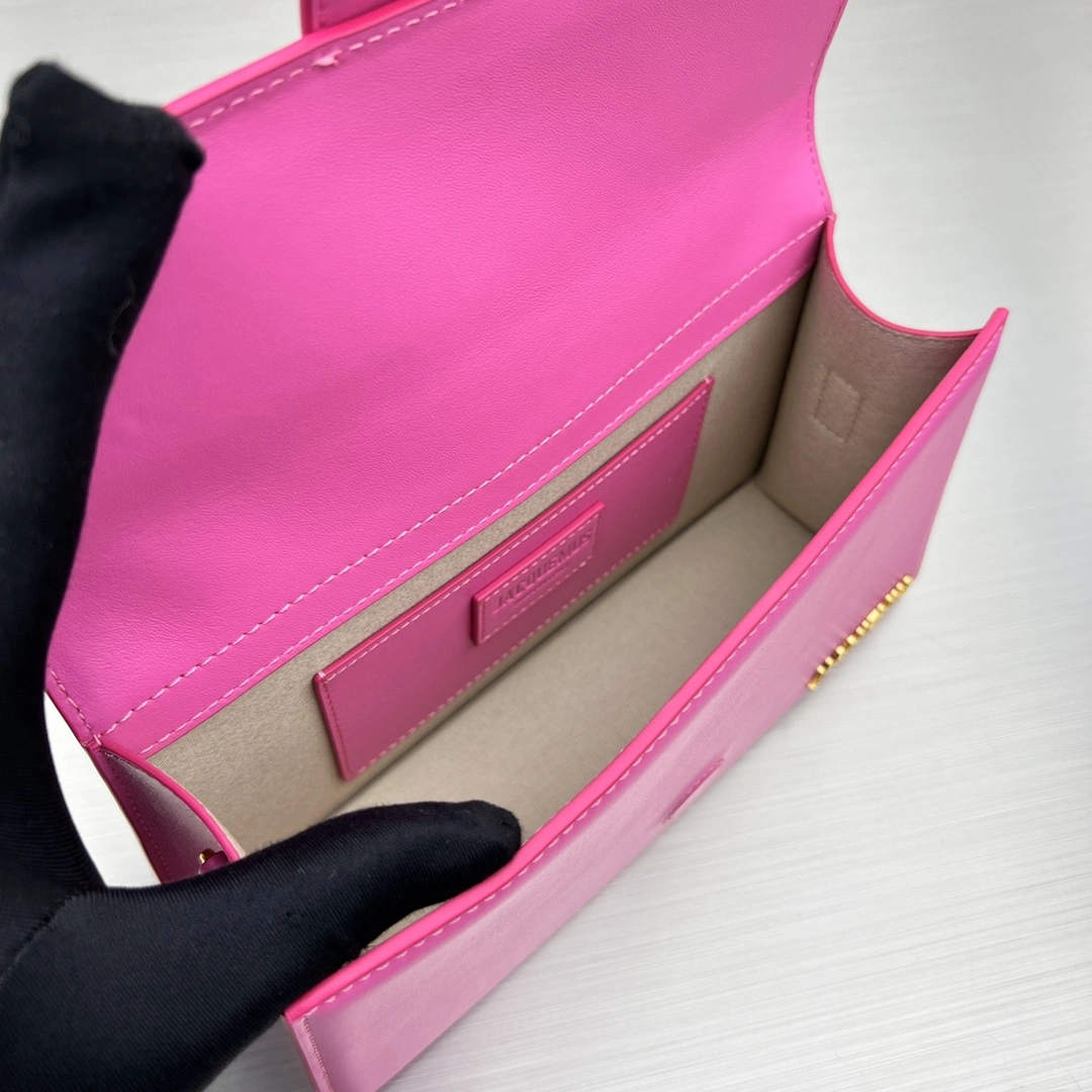 Value-priced Jacquemus Satchel Bags