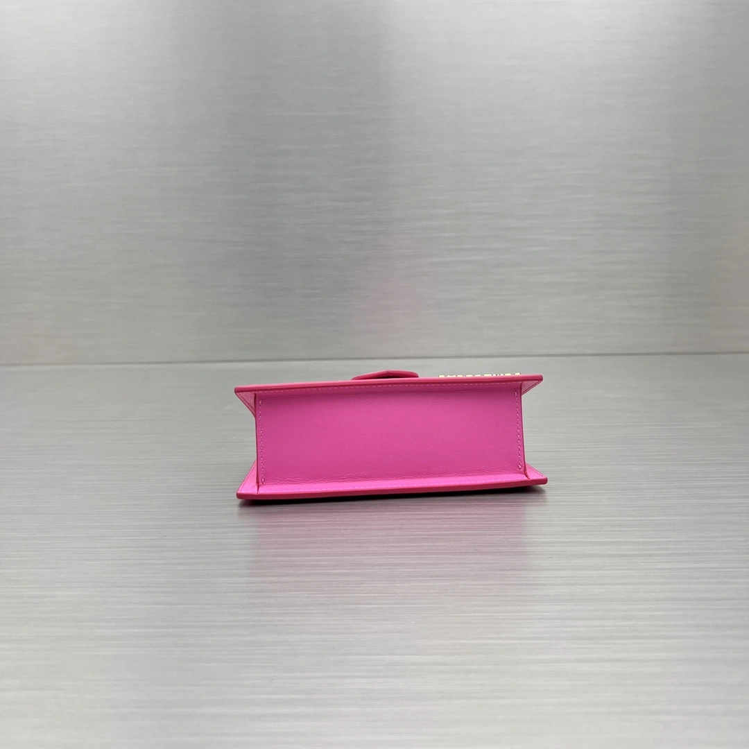Bargain Jacquemus Satchel Bags