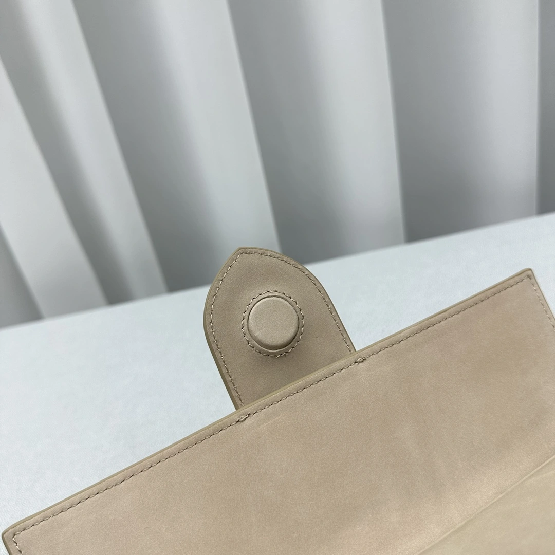 Cut-rate Jacquemus Satchel Bags