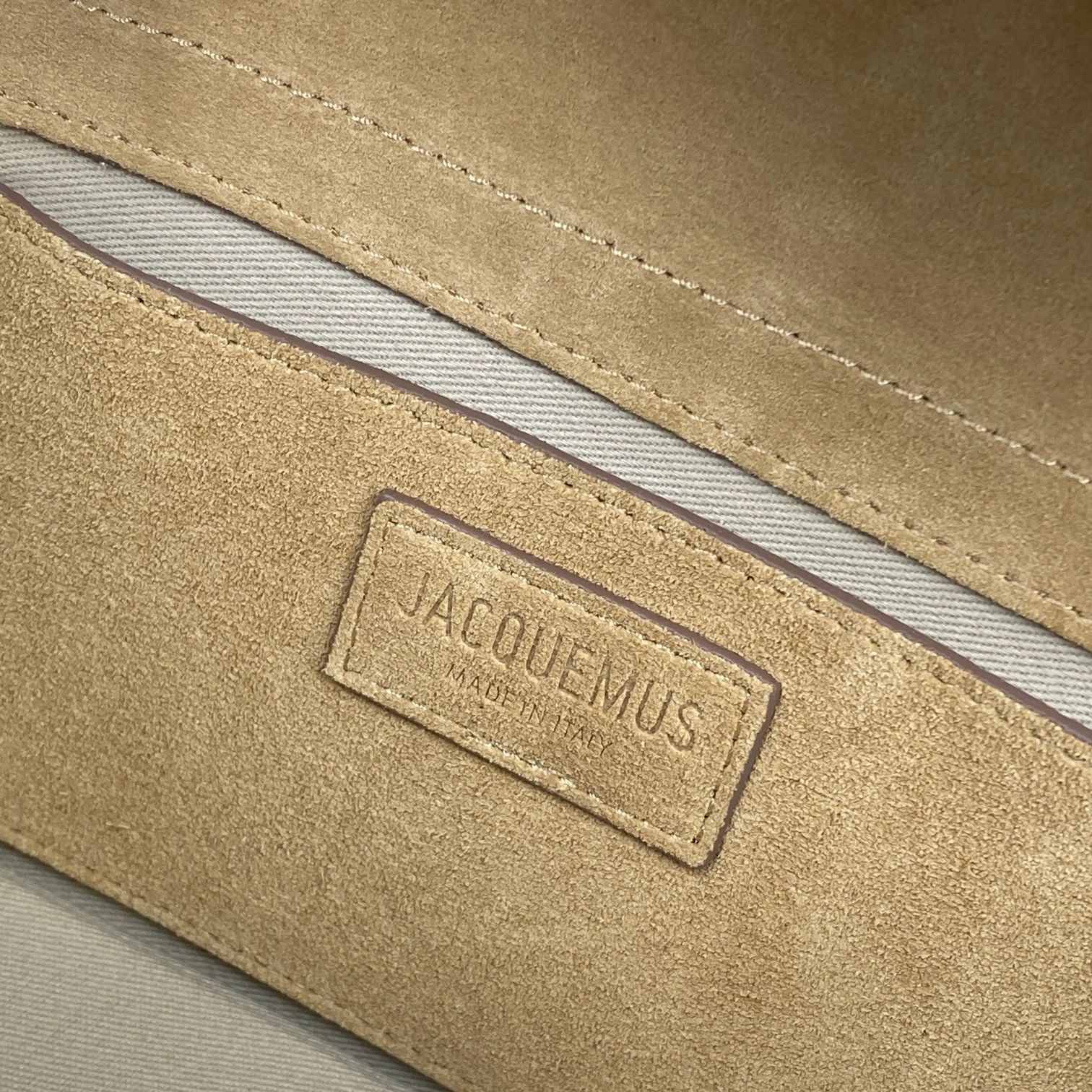 Precise copy Jacquemus Satchel Bags