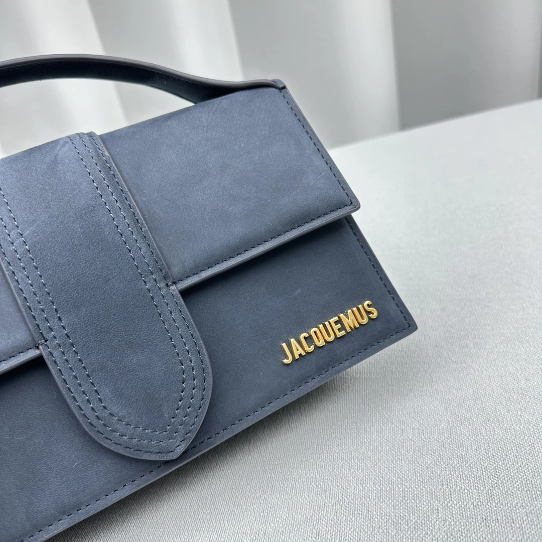 Bargain Jacquemus Satchel Bags