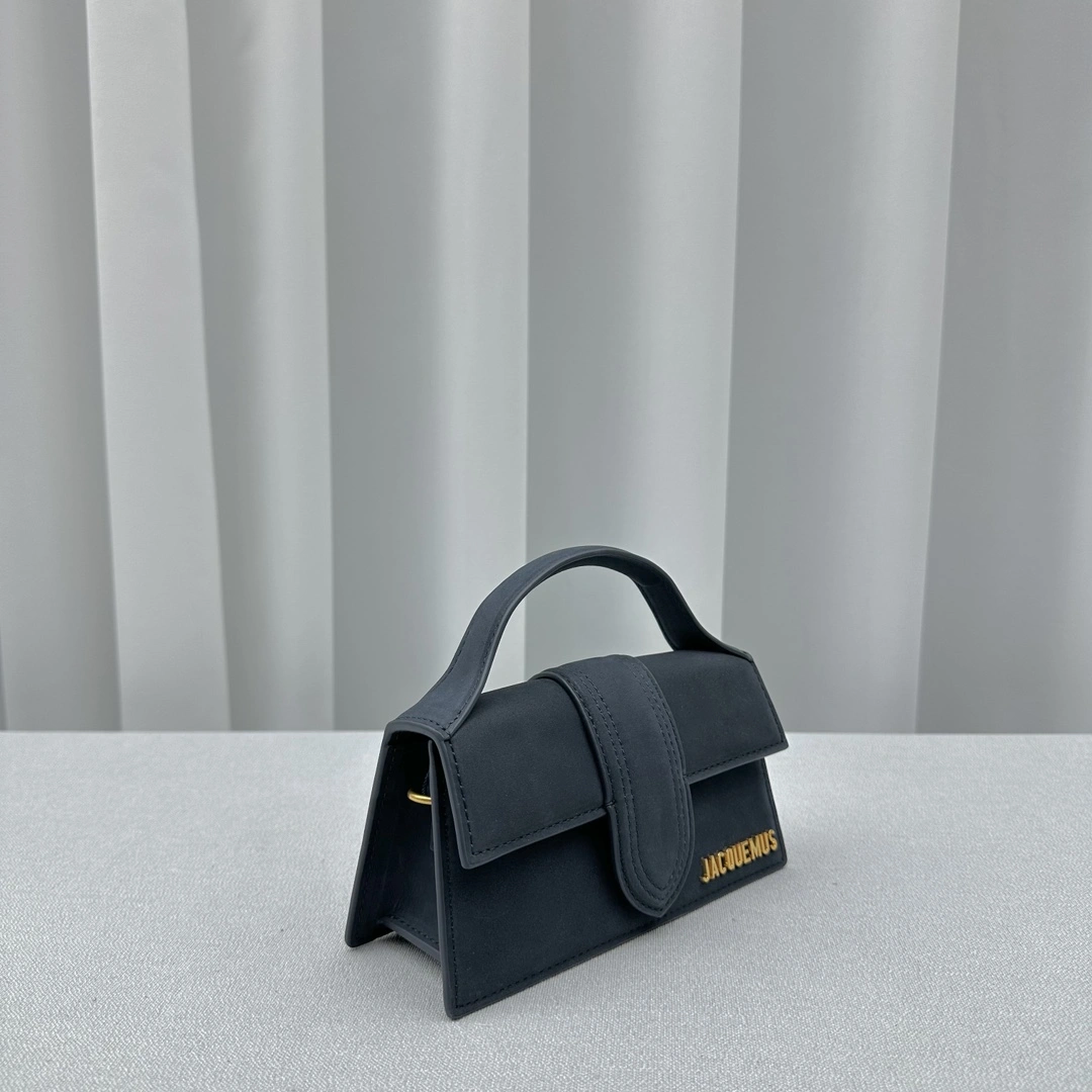 Inexpensive Jacquemus Satchel Bags