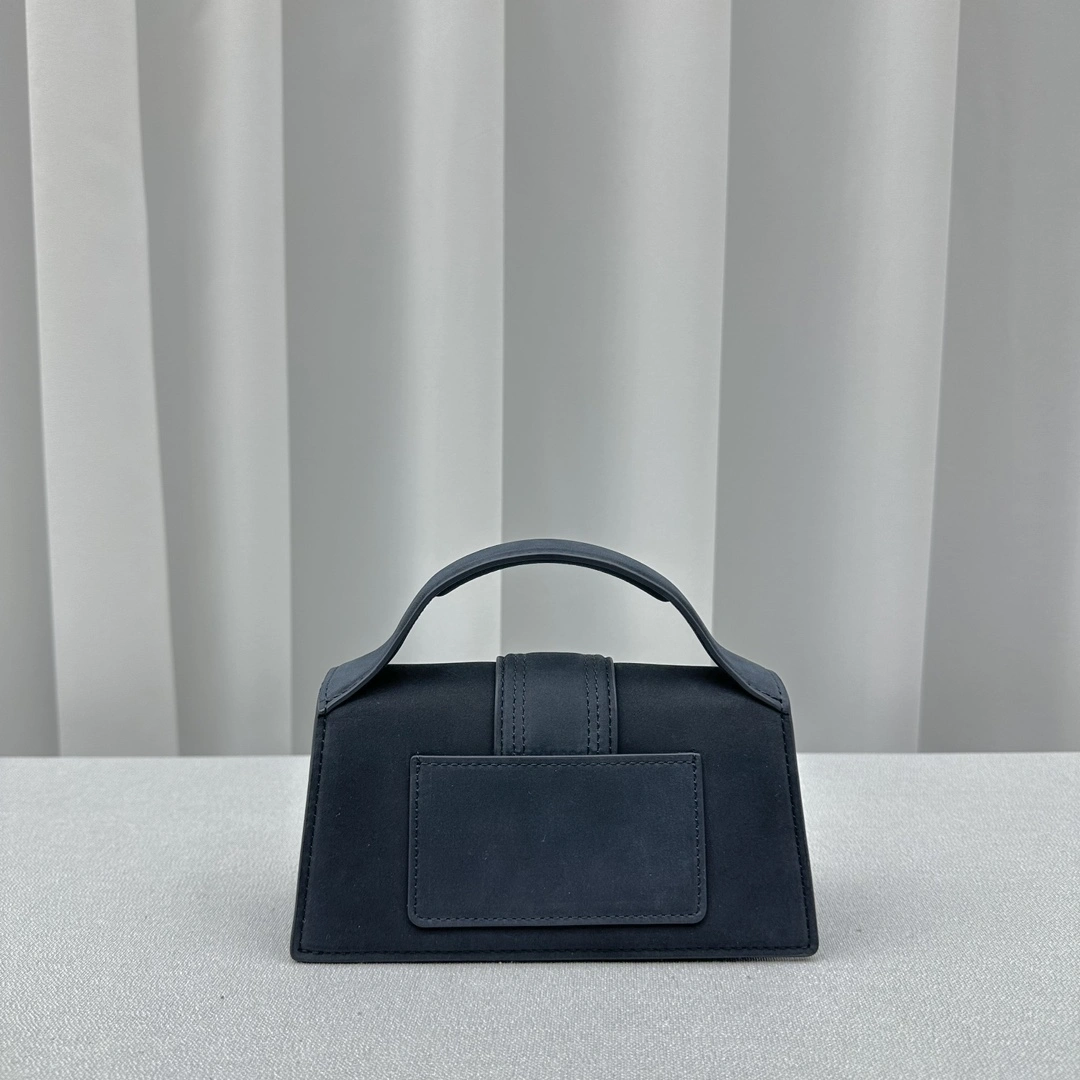 Inexpensive Jacquemus Satchel Bags