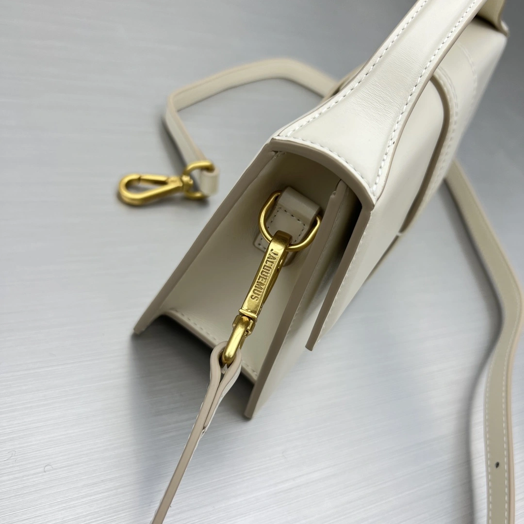 High accuracy Jacquemus Satchel Bags