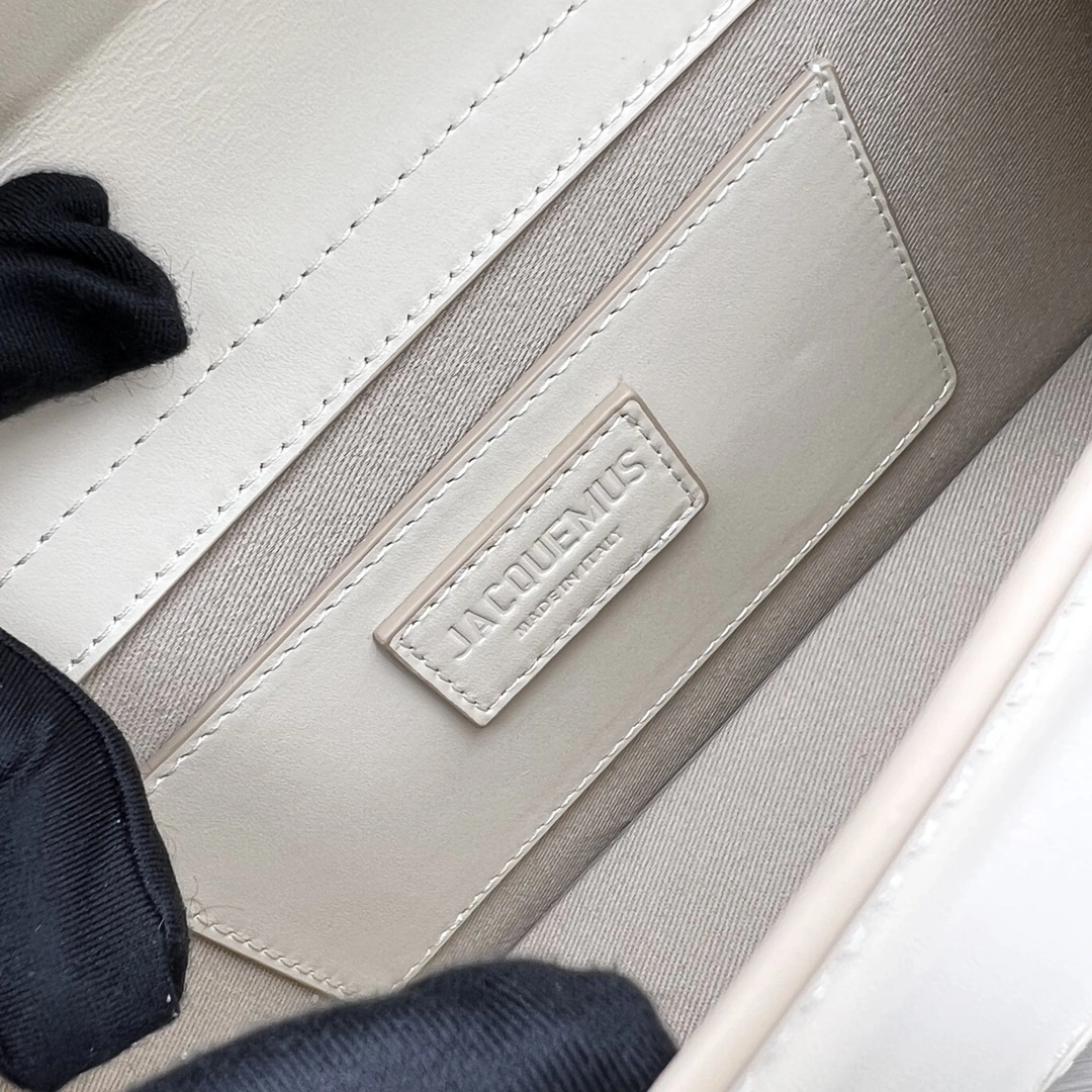 High accuracy Jacquemus Satchel Bags