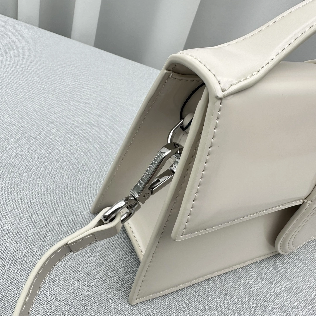 Mirror quality Jacquemus Satchel Bags