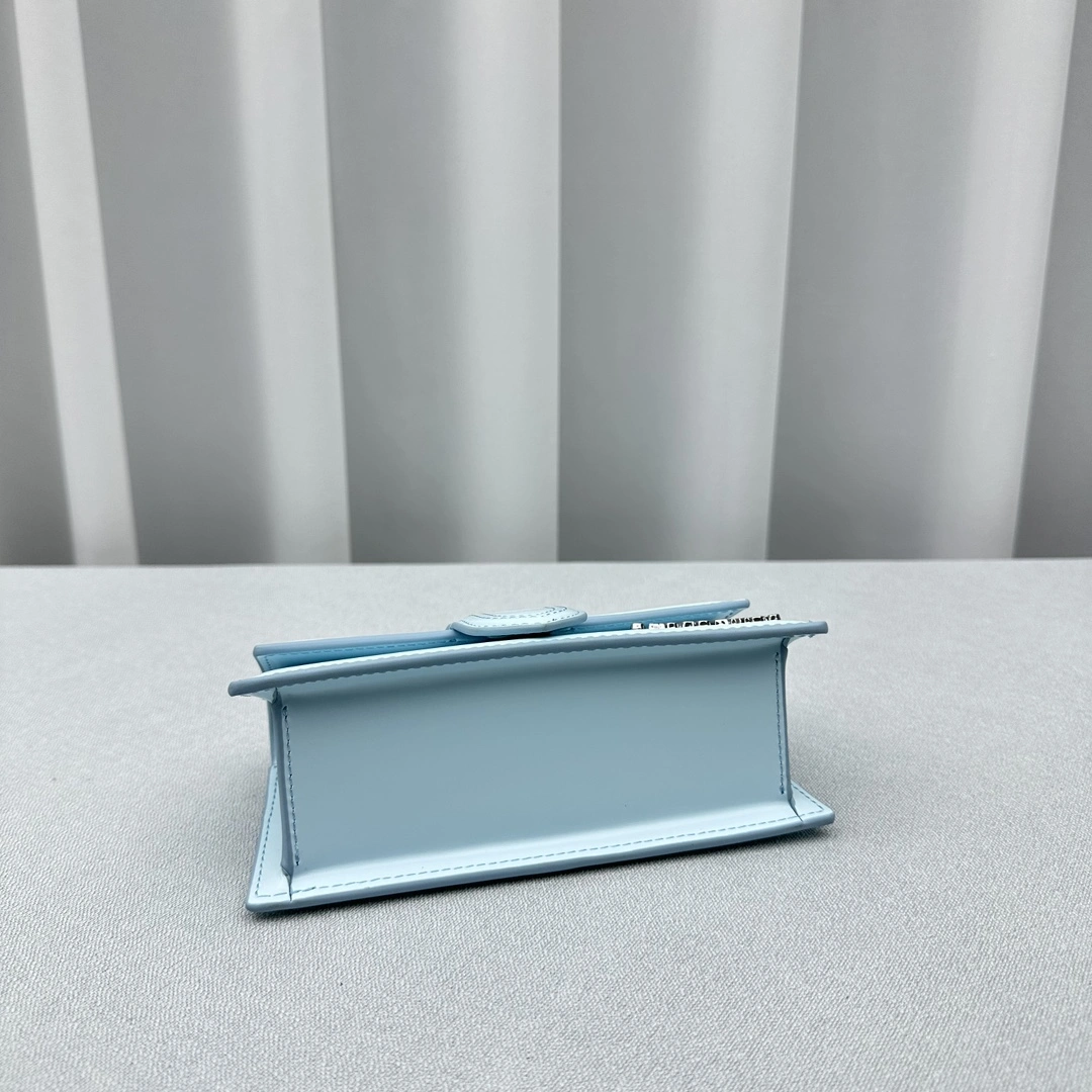 Exact replica Jacquemus Satchel Bags
