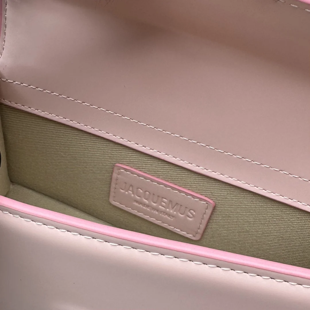 Affordable Jacquemus Satchel Bags