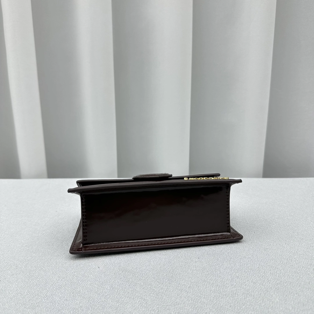 Genuine Jacquemus Satchel Bags