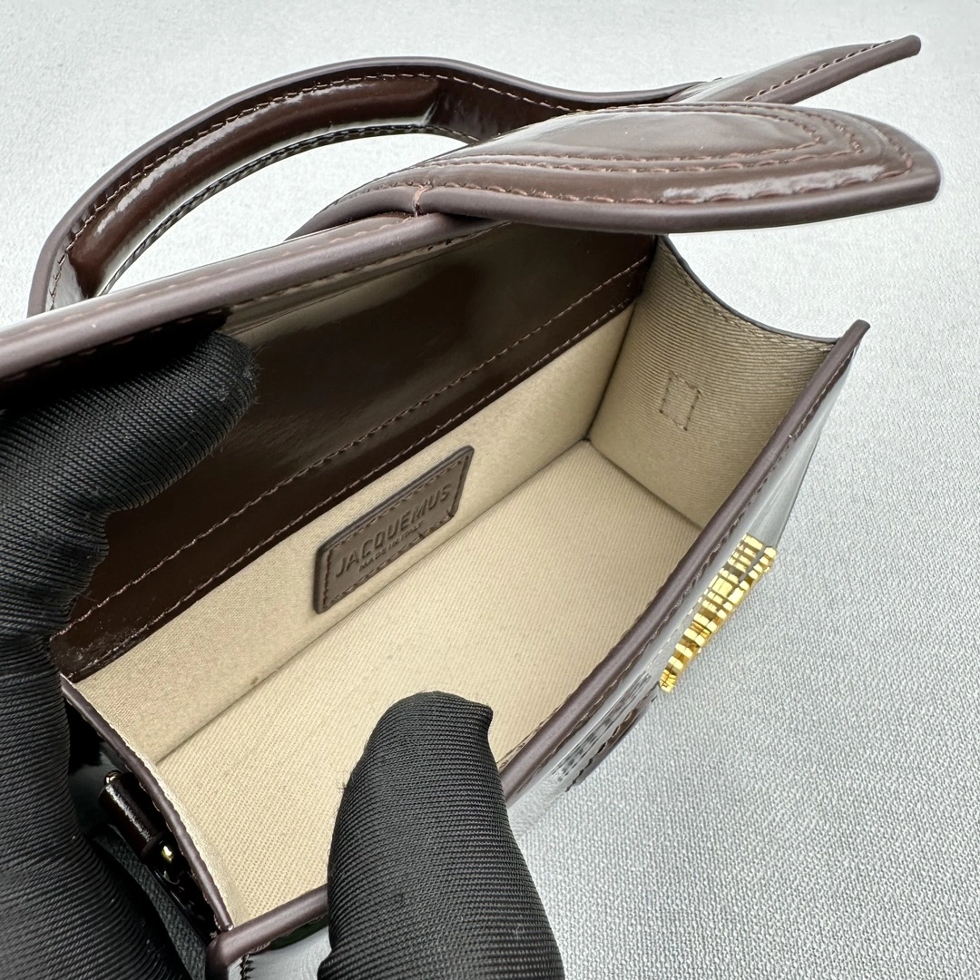 Genuine Jacquemus Satchel Bags
