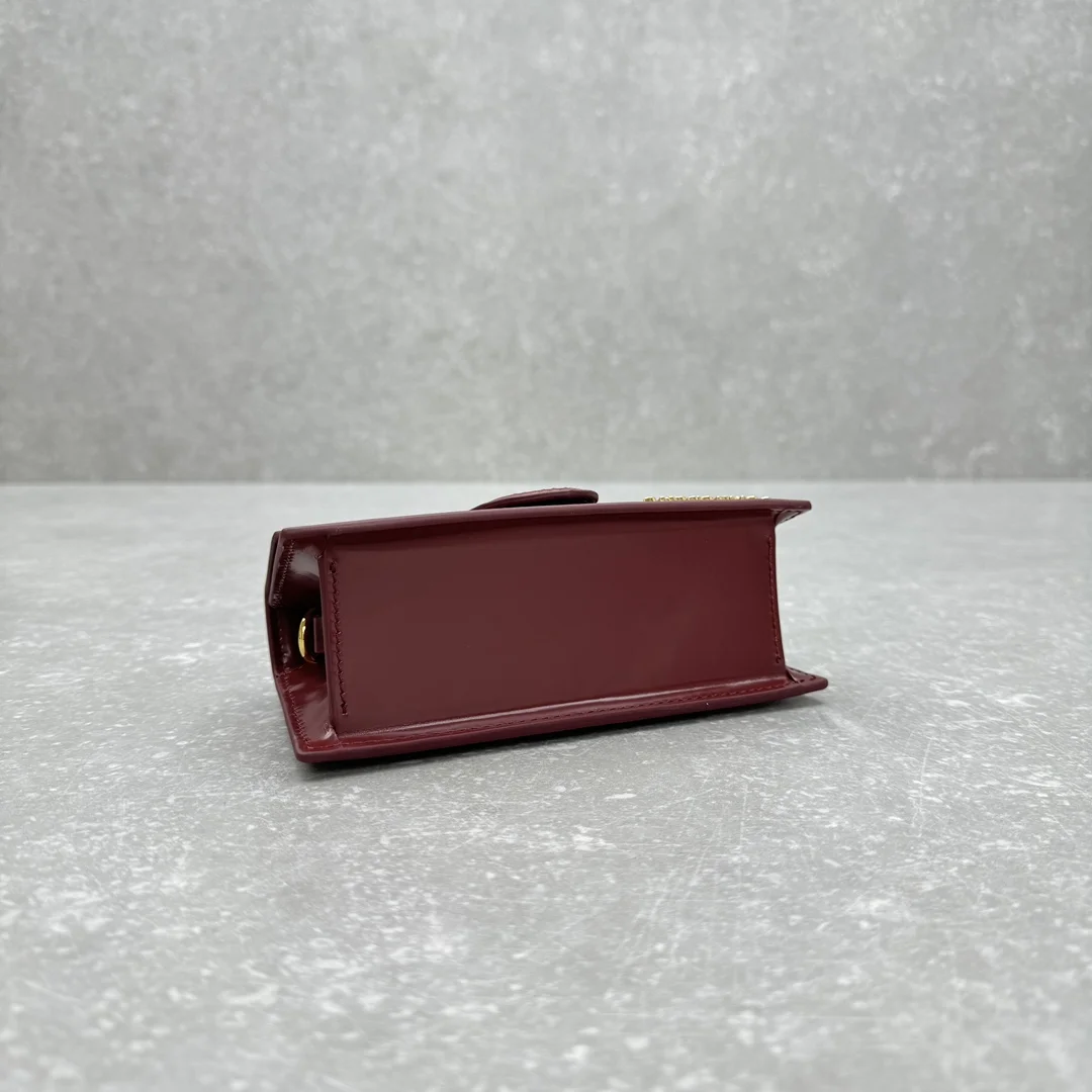 High fidelity Jacquemus Satchel Bags