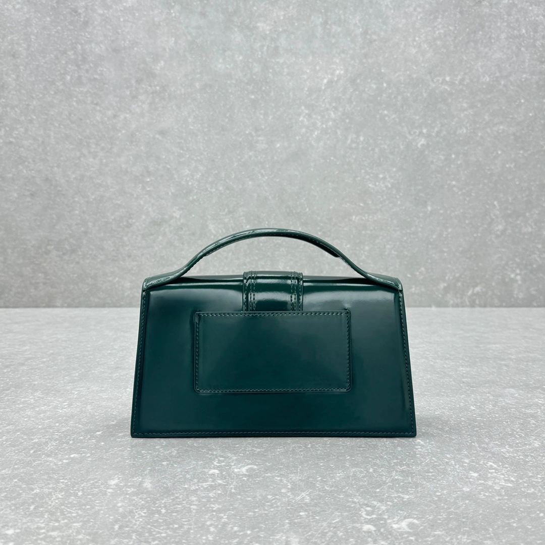 Brand-authenticated Jacquemus Satchel Bags