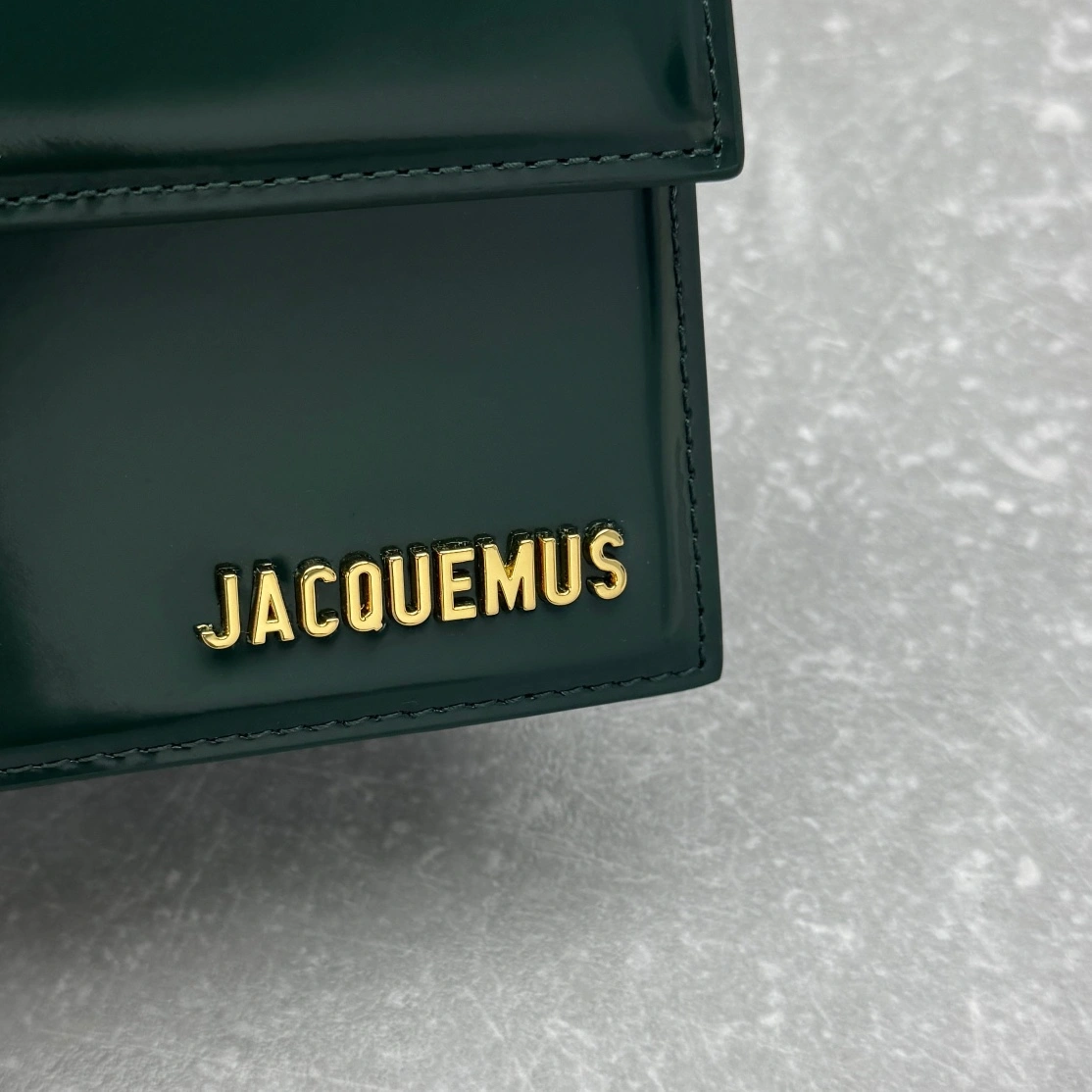 Brand-authenticated Jacquemus Satchel Bags