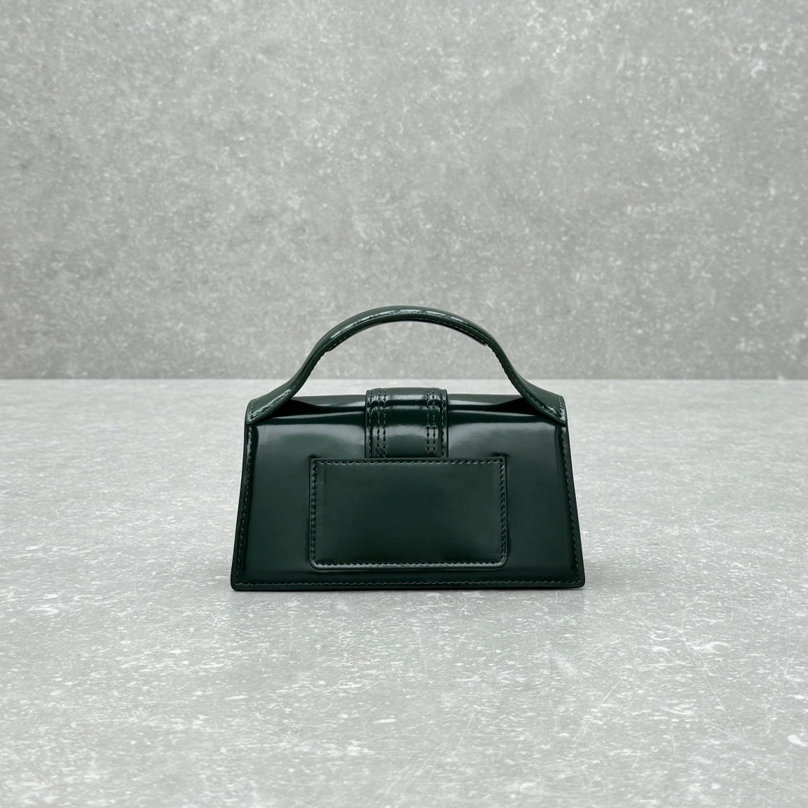 Brand-authenticated Jacquemus Satchel Bags