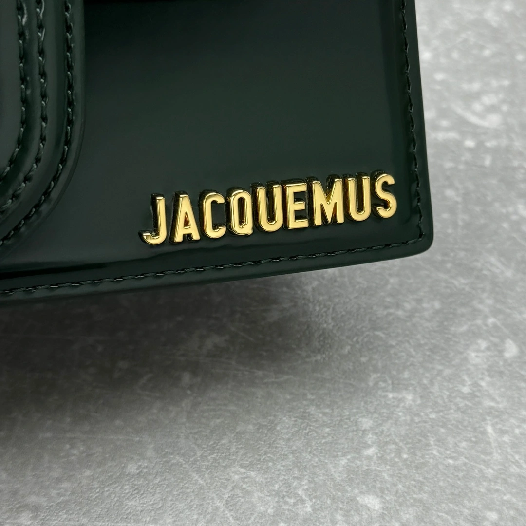 Brand-authenticated Jacquemus Satchel Bags