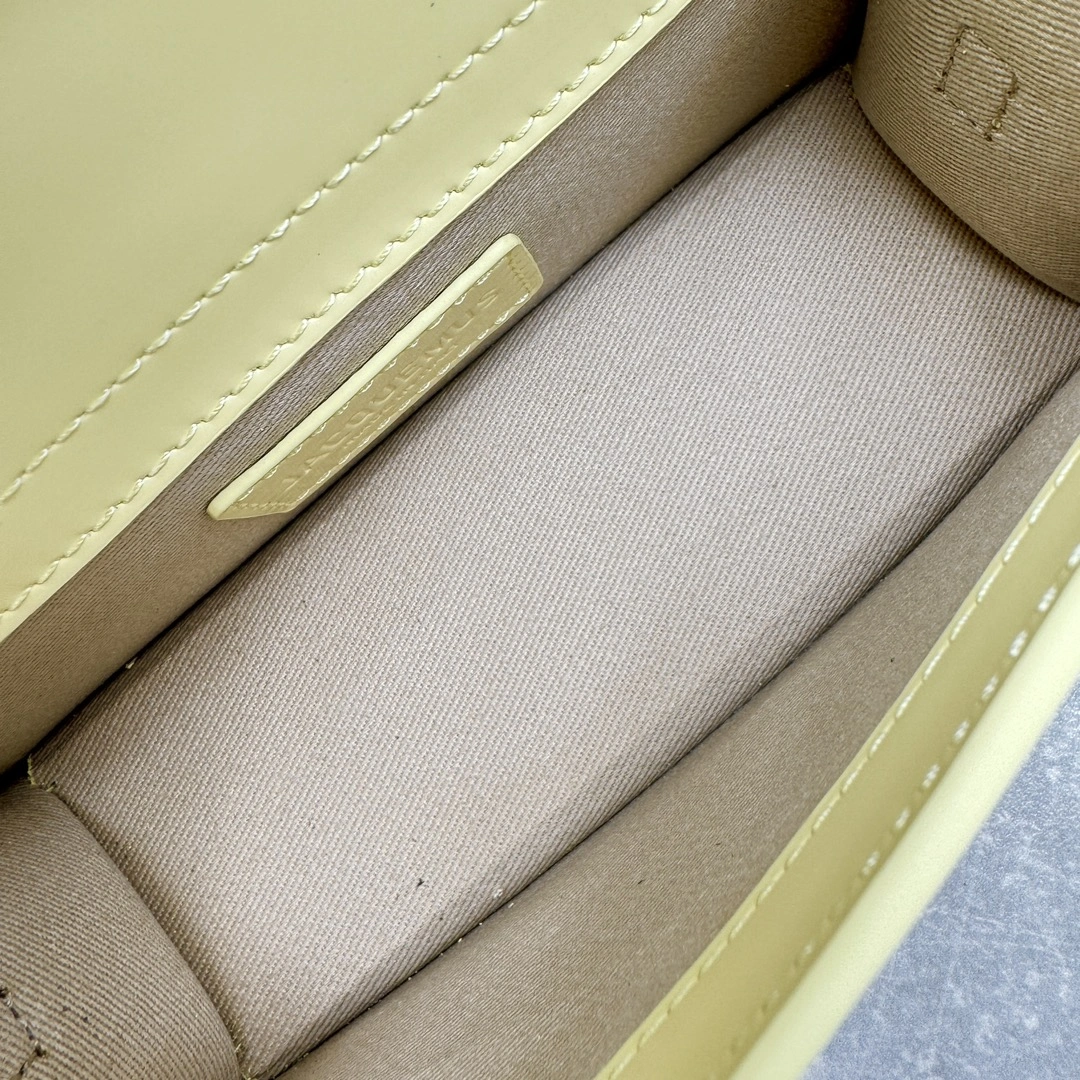 Real Jacquemus Satchel Bags