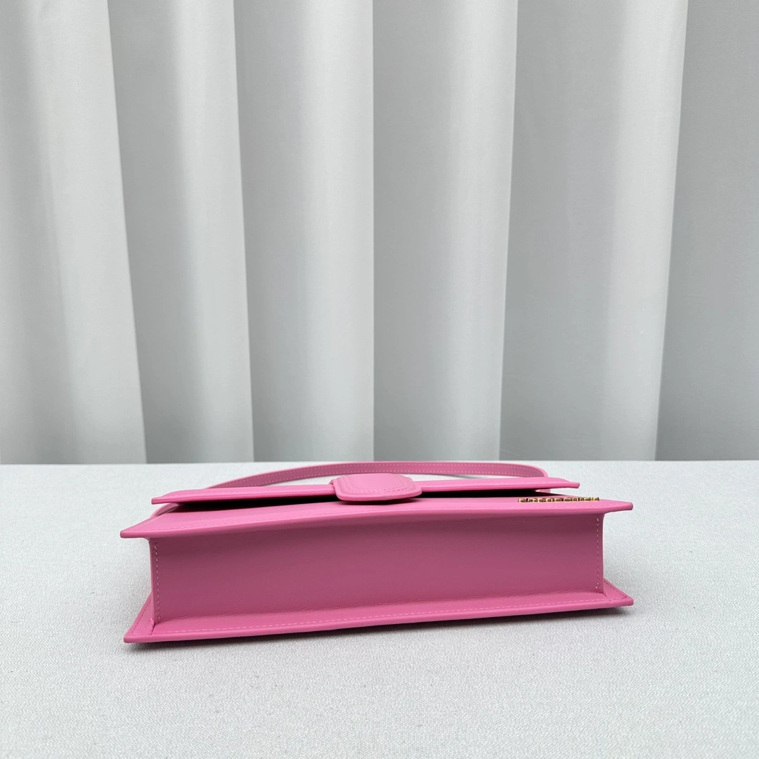 Affordable Jacquemus Satchel Bags