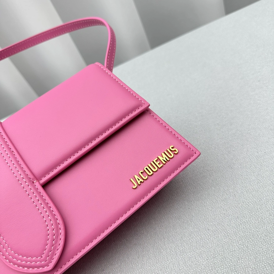 Affordable Jacquemus Satchel Bags
