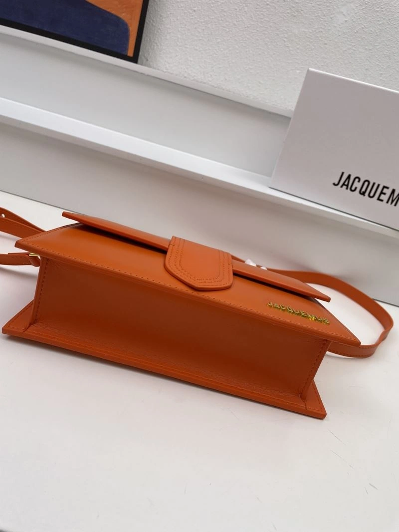 Affordable Jacquemus Satchel Bags