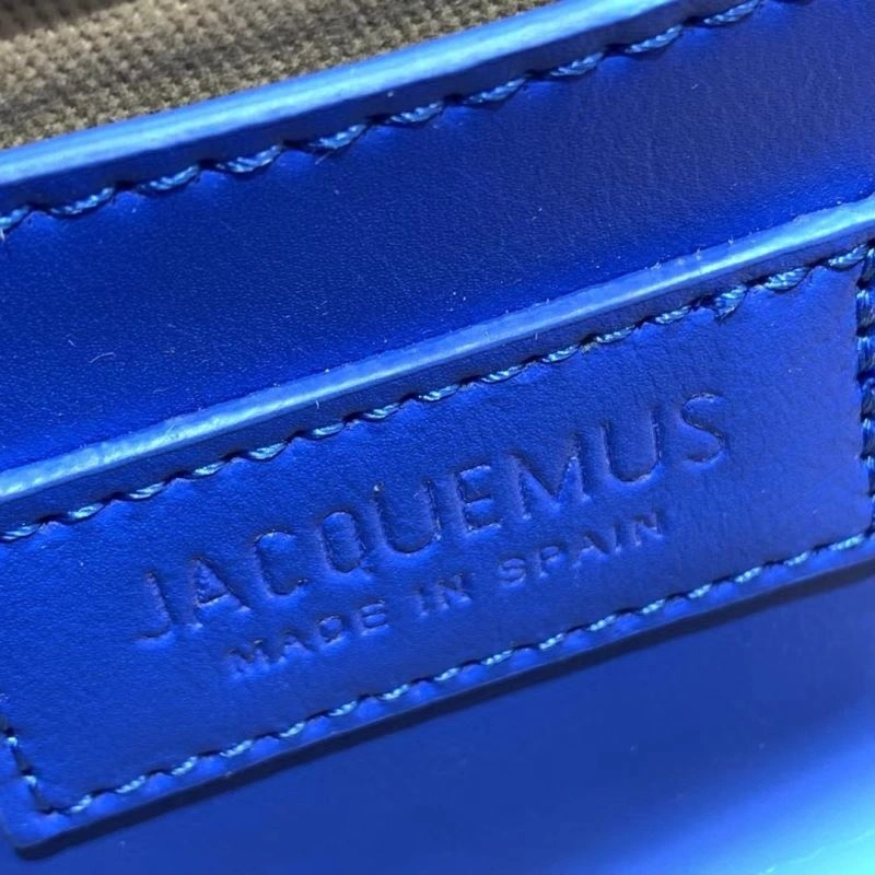 Accurate model Jacquemus Satchel Bags
