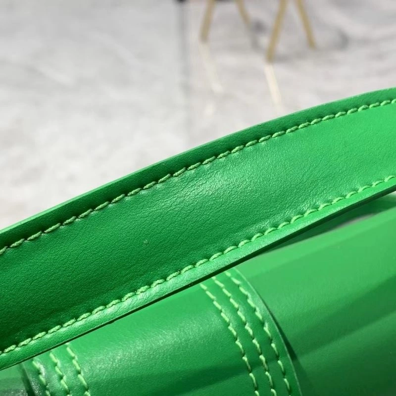 Inexpensive Jacquemus Satchel Bags