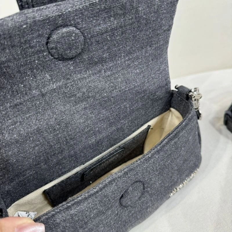 Reasonably priced Jacquemus Satchel Bags