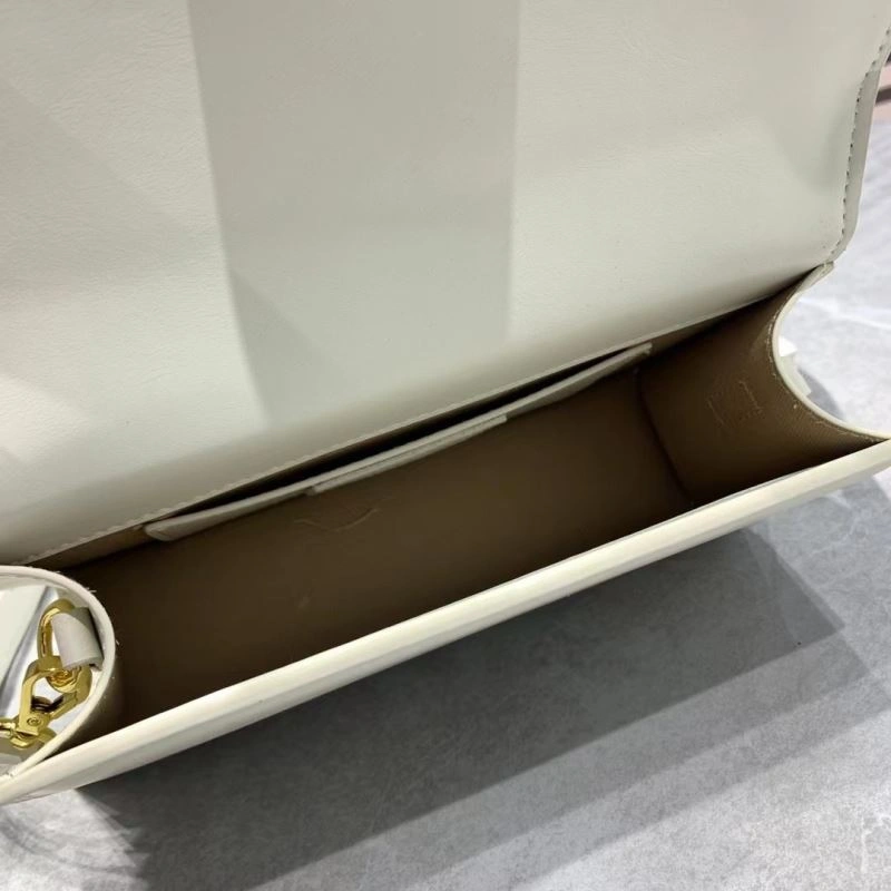 Budget-friendly Jacquemus Satchel Bags