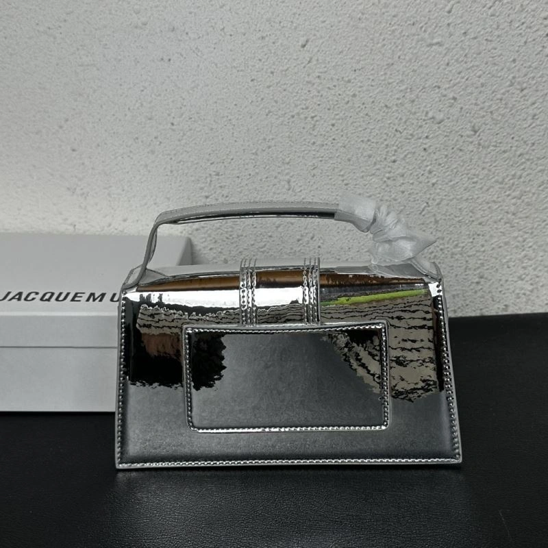 Accurate model Jacquemus Satchel Bags