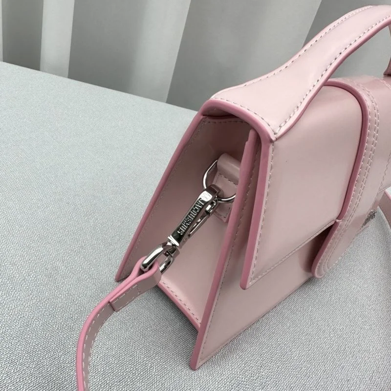 Indistinguishable Jacquemus Satchel bags