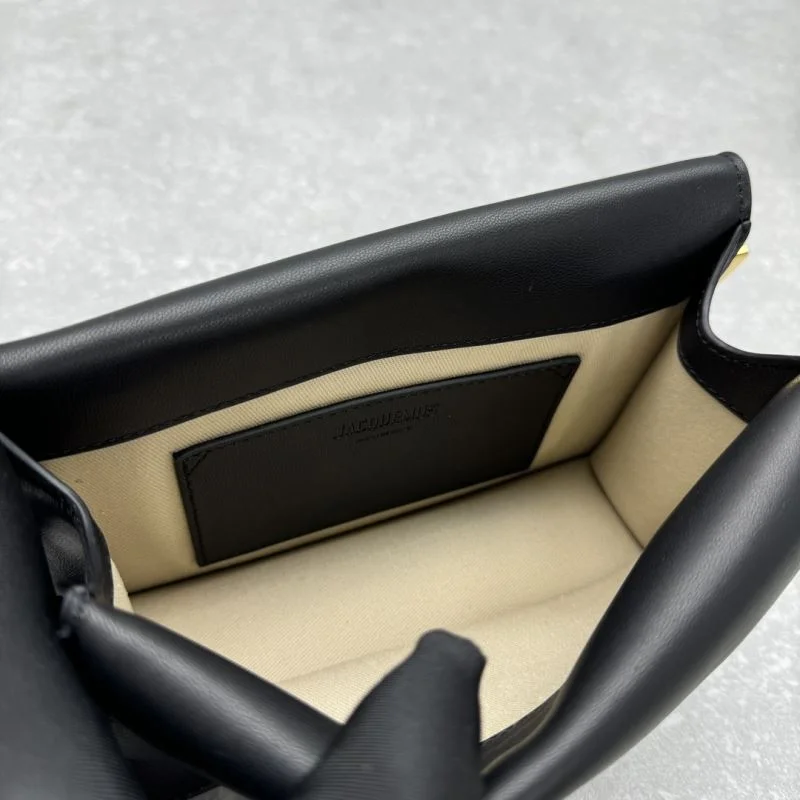 Top mirror Jacquemus Satchel bags