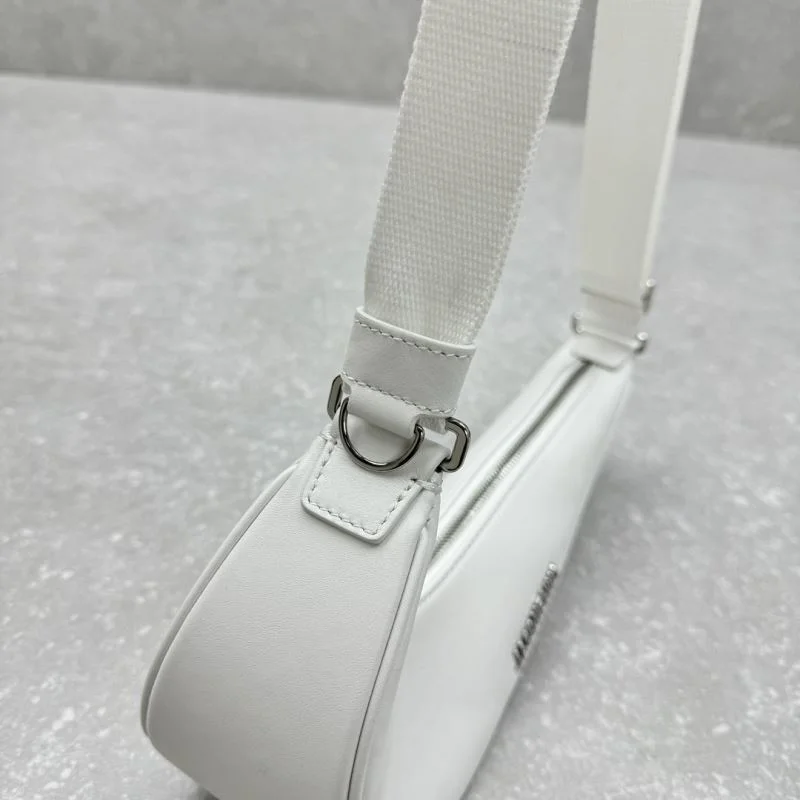 Official Jacquemus Satchel bags