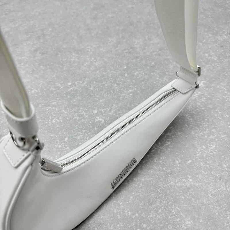 Official Jacquemus Satchel bags