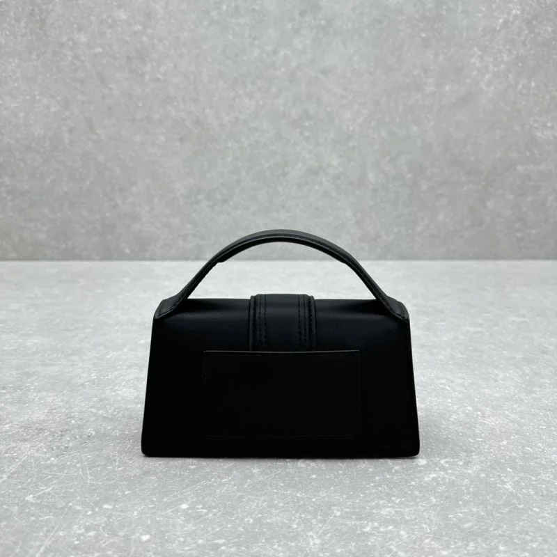Legit Jacquemus Satchel bags