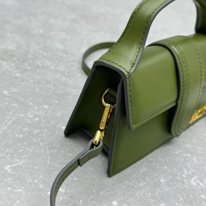 Inexpensive Jacquemus Satchel bags