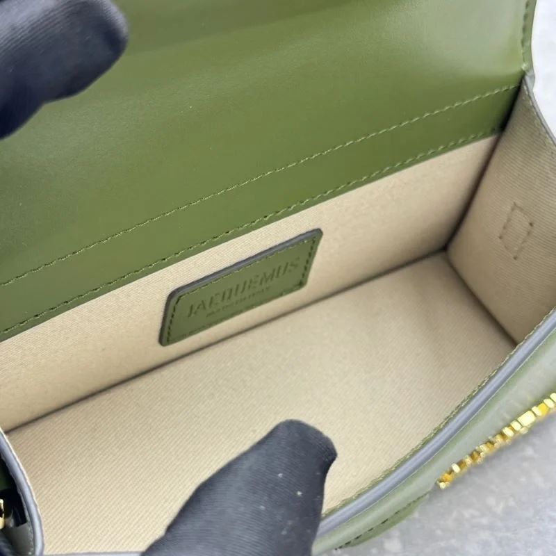 Inexpensive Jacquemus Satchel bags