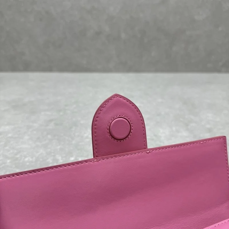Reasonably priced Jacquemus Satchel bags