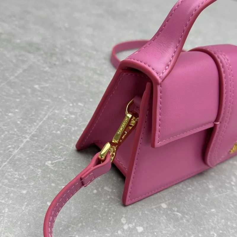Indistinguishable Jacquemus Satchel bags